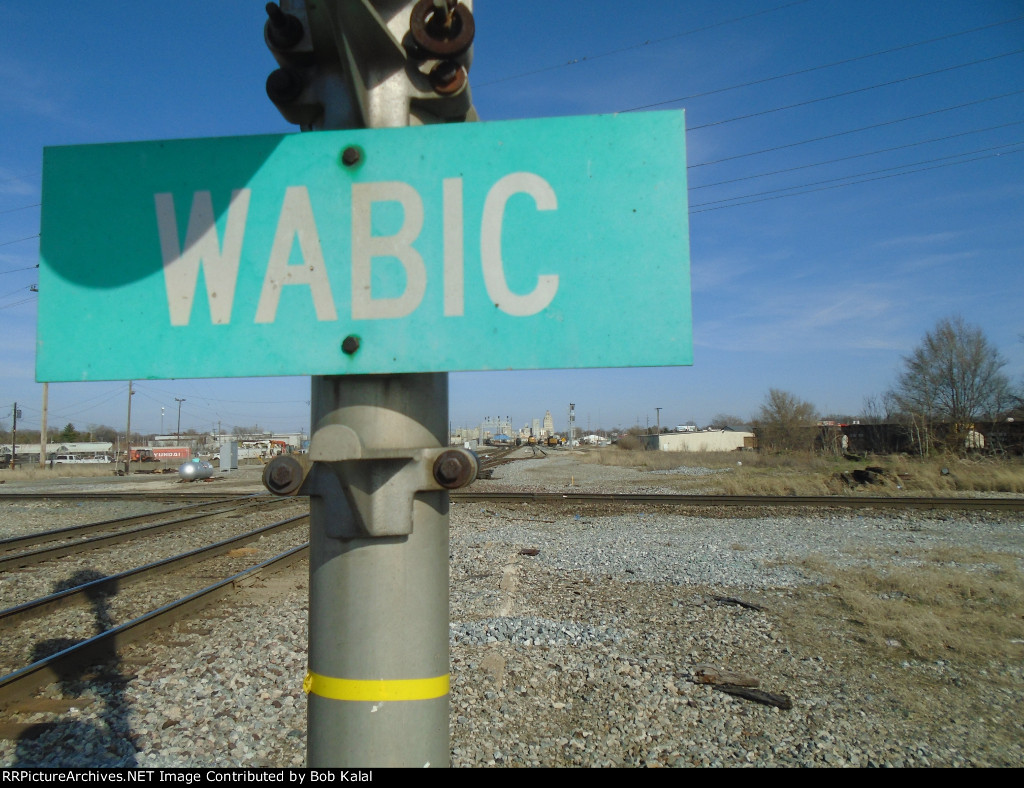 WABIC Sign Looking East across Diamonds